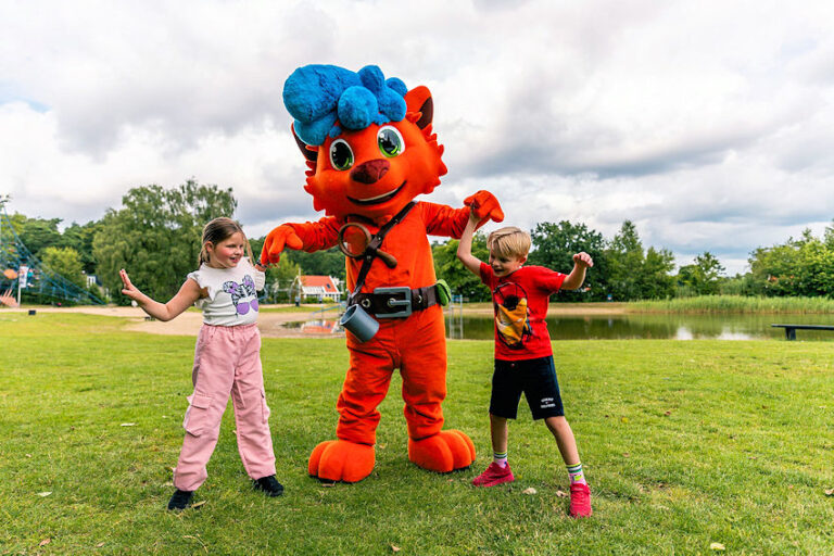 EuroParcs introduceert nieuwe mascotte; Yuki - Pretwerk